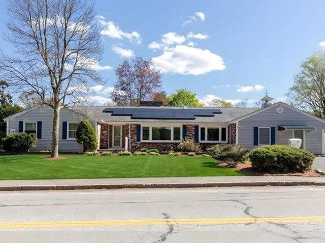 6 bedroom, Attleboro MA 02703 102217570