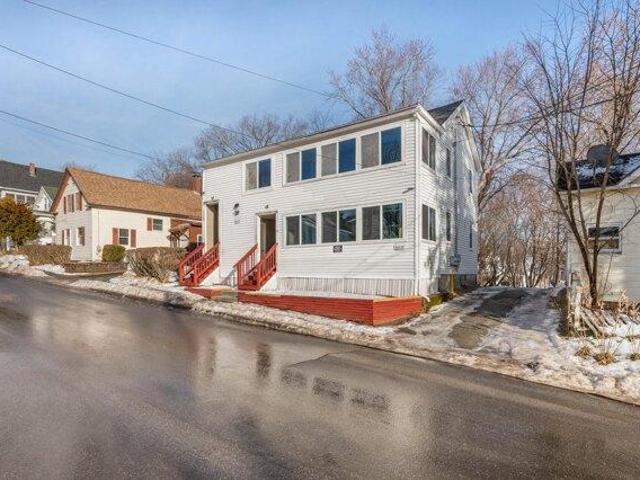 6 bedroom, Augusta ME 04330 102158614