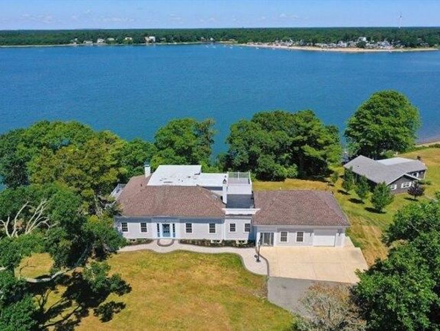 6 bedroom, Bourne MA 02532 104151415
