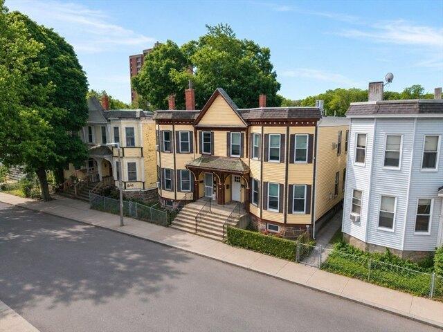 6 bedroom, Boston MA 02119 104075689