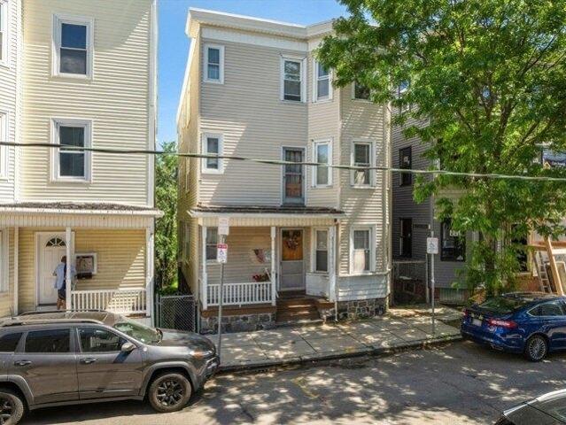6 bedroom, Boston MA 02125 104652197