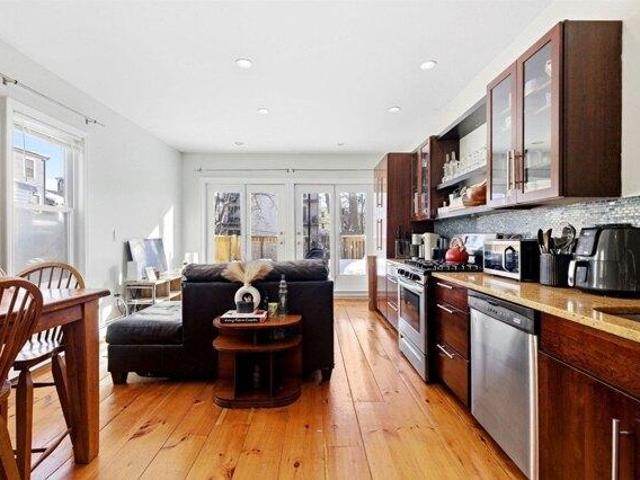 6 bedroom, Boston MA 02127 LS102860963