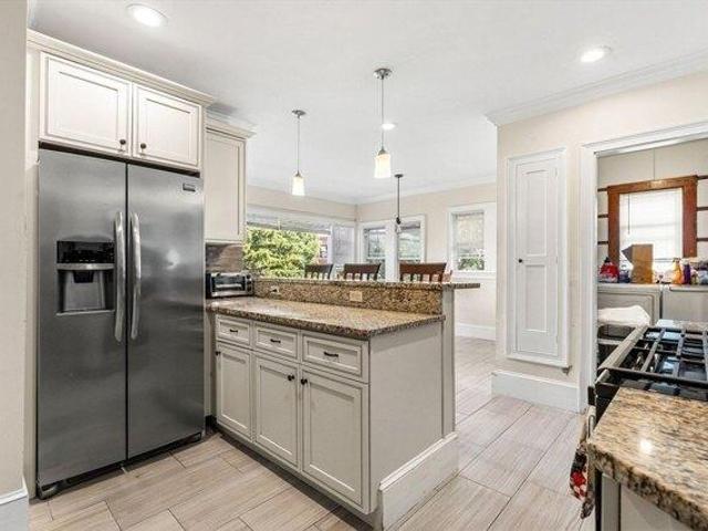 6 bedroom, Boston MA 02122 105095858