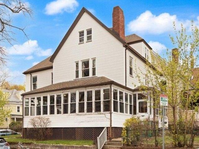 6 bedroom, Boston MA 02135 104849960