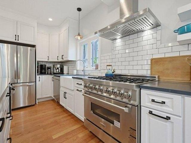 6 bedroom, Boston MA 02135 105060782