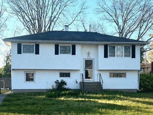 6 bedroom, Bay Shore NY 11706 104907395
