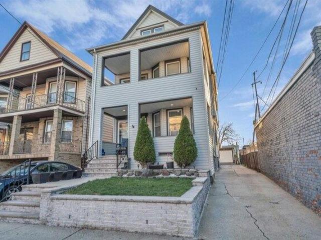 6 bedroom, Bayonne NJ 07002 102480132
