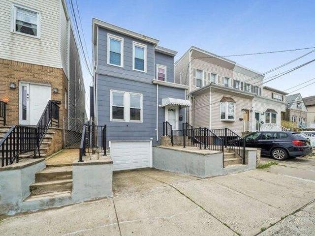 6 bedroom, Bayonne NJ 07002 104716175