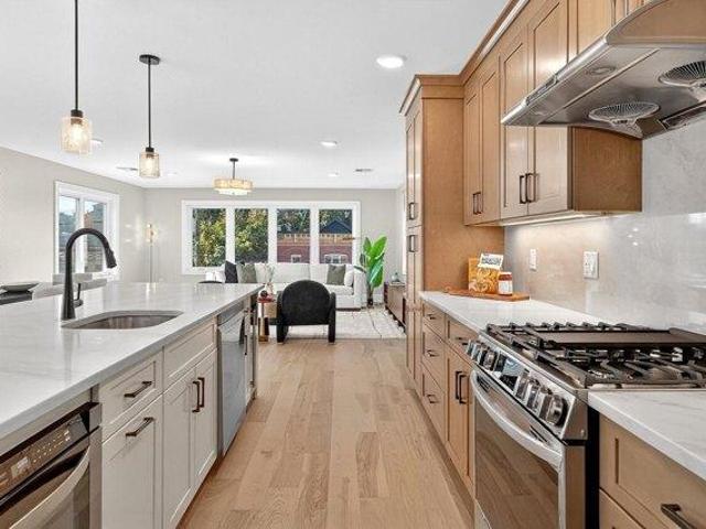 6 bedroom, Bayonne NJ 07002 LS102828340