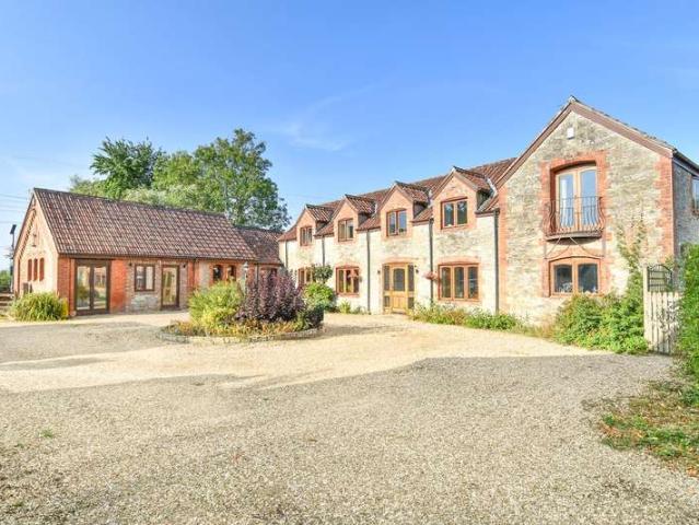 6 Bedroom Barn Conversion Character Property