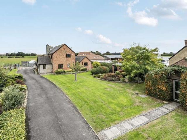 6 Bedroom Barn Conversion Character Property