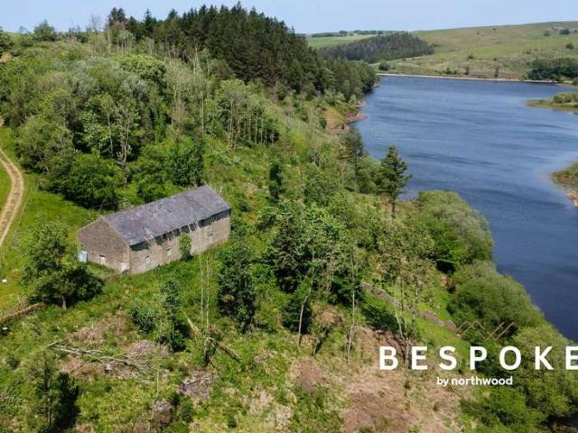 6 Bedroom Barn Conversion Character Property