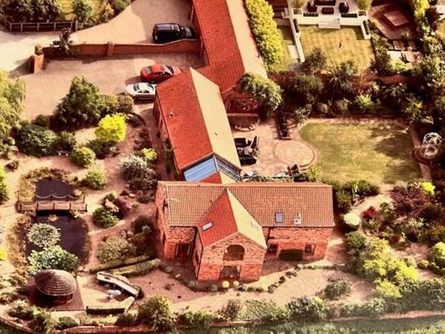 6 Bedroom Barn Conversion For Sale In Newington, Bawtry