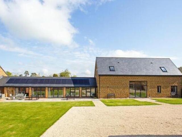 6 Bedroom Barn Conversion For Sale In Fenny Compton, Southam
