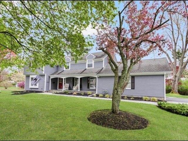 6 bedroom, Barrington RI 02806 LS102060832