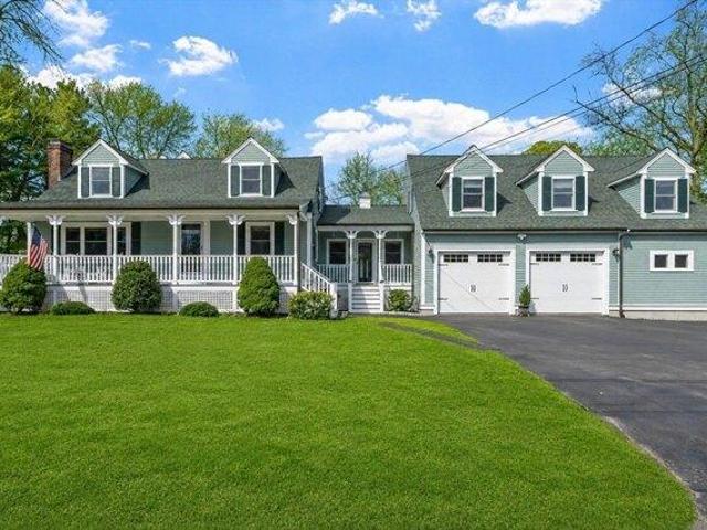 6 bedroom, Bedford MA 01730 105041315