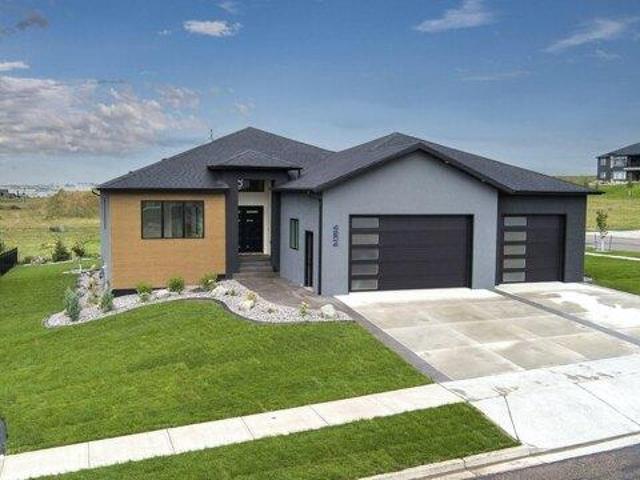 6 bedroom, Bismarck ND 58503 94309781