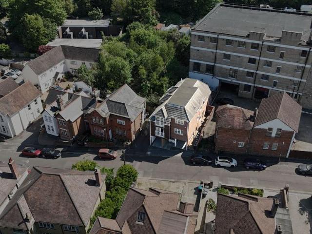 6 bedroom block of apartments for sale