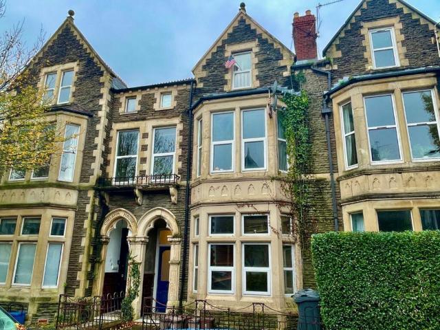 6 bedroom block of apartments for sale
