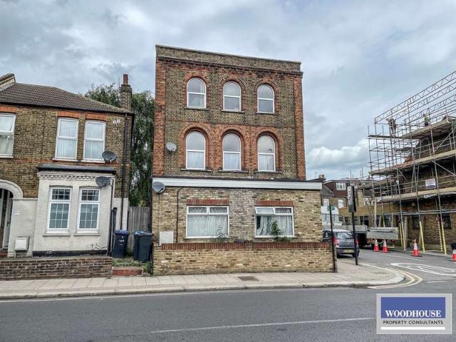 6 Bedroom Block Of Apartments Flat