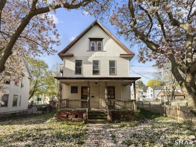 6 bedroom, Bridgeport CT 06610 LS101601530