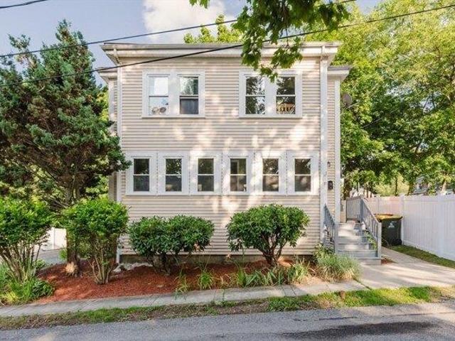 6 bedroom, Bridgewater MA 02324 105126303