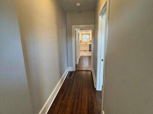 6 bedroom, Brockton MA 02301 105126729