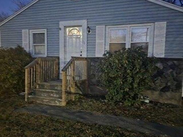 6 bedroom, Brockton MA 02301 105142589