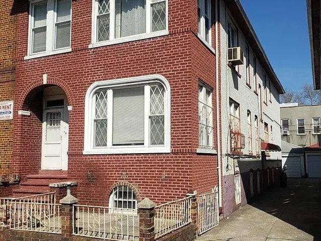 6 bedroom, Brooklyn NY 11212 104978387