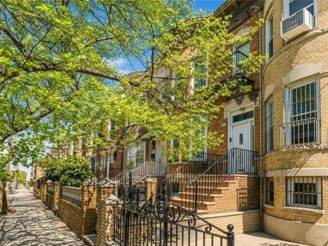 6 bedroom, Brooklyn NY 11214 LS101801424