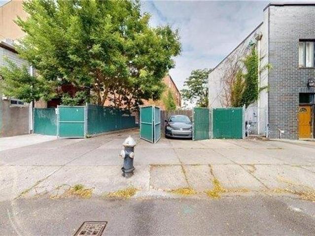 6 bedroom, Brooklyn NY 11214 LS101801526