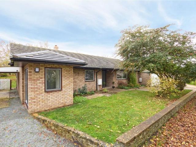 6 bedroom bungalow for sale