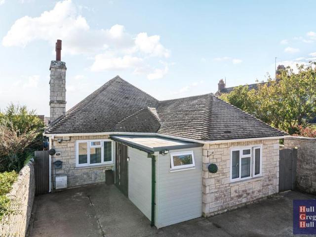 6 bedroom bungalow for sale