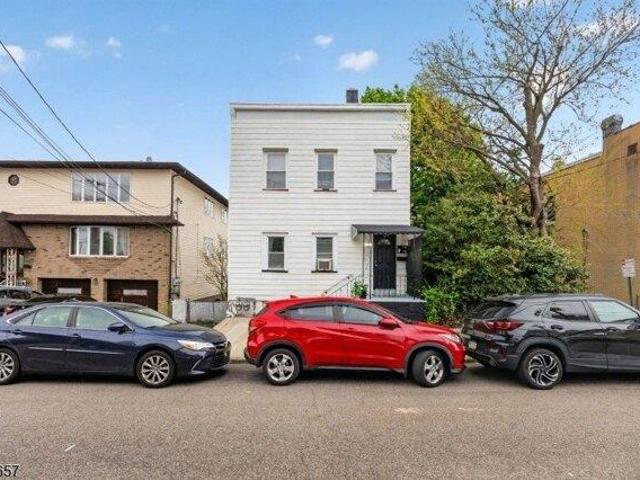 6 bedroom, Garfield NJ 07026 LS102347234