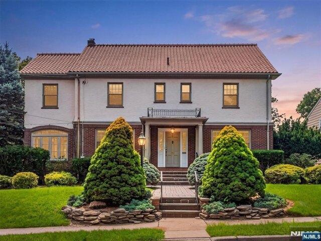 6 bedroom, Glen Rock NJ 07452 105142571