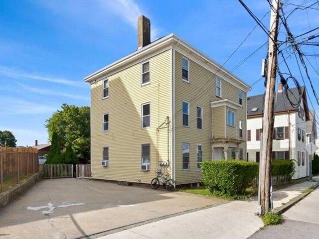 6 bedroom, Gloucester MA 01930 105060169