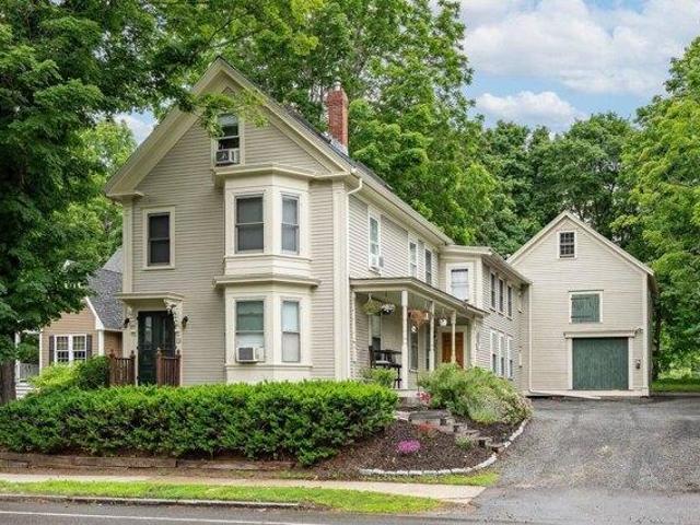 6 bedroom, Dover NH 03820 104835097