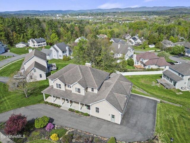 6 bedroom, Dalton MA 01226 104692143