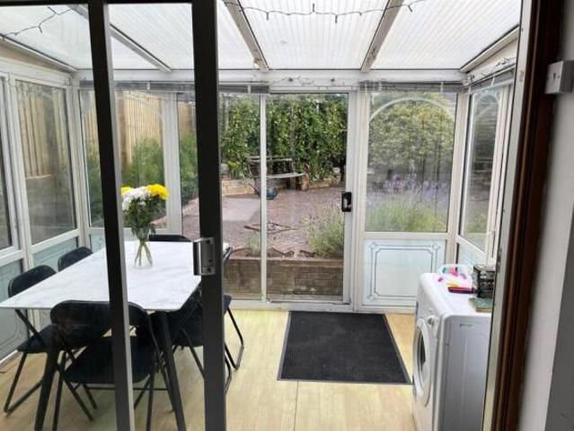 6 bedroom detached bungalow for rent in Bryant Road, BH12