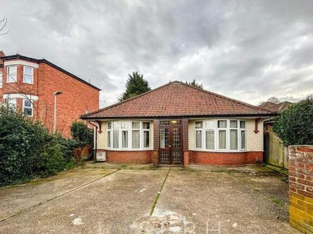 6 Bedroom Detached Bungalow For Rent In Ipswich
