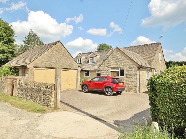 6 bedroom detached bungalow for sale