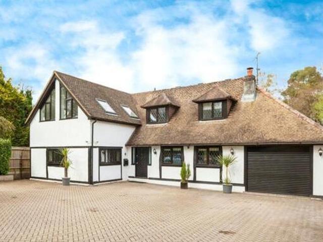 6 Bedroom Detached Bungalow For Sale In Copthorne