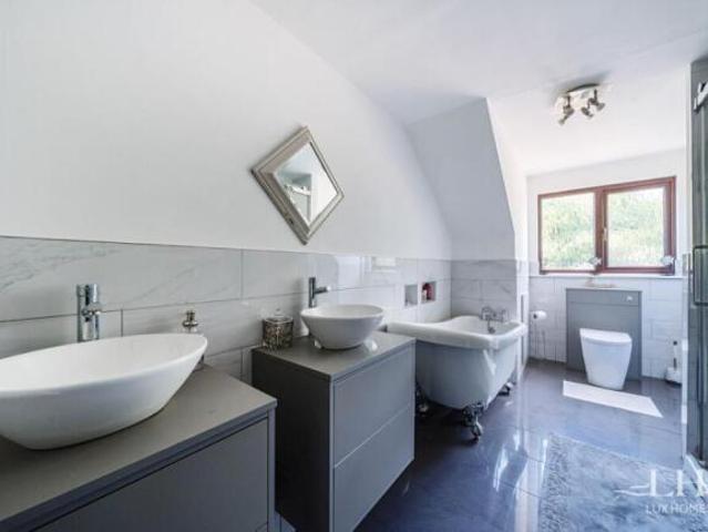 6 bedroom detached bungalow for sale in Ongar Road, Brentwood, CM15
