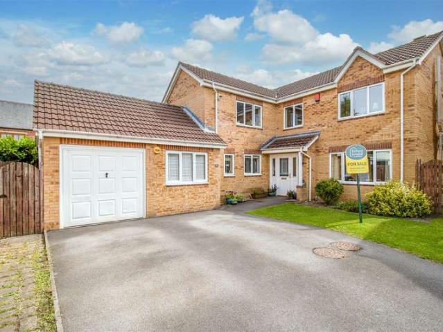 6 Bedroom Detached House