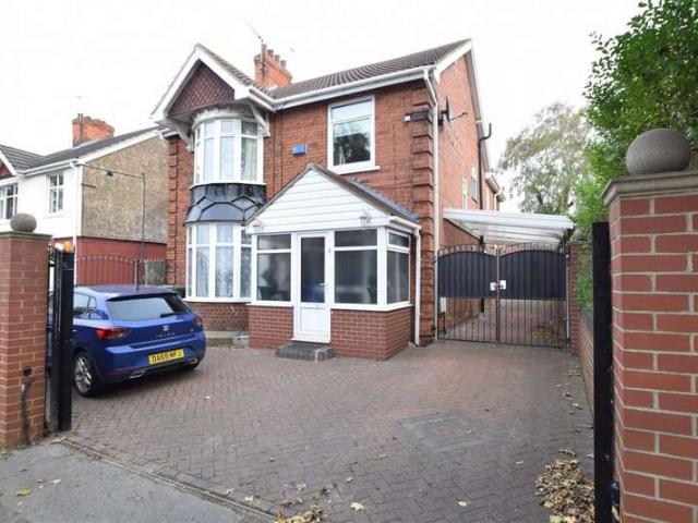 6 Bedroom Detached House