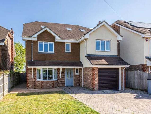 6 Bedroom Detached House