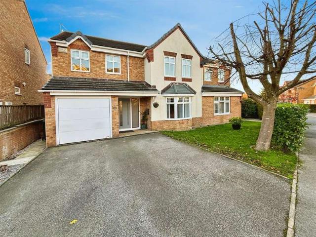 6 Bedroom Detached House
