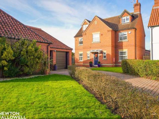 6 Bedroom Detached House