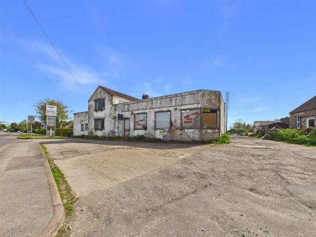 6 Bedroom Detached House