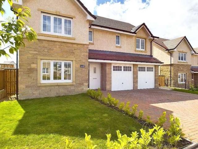 6 Bedroom Detached House